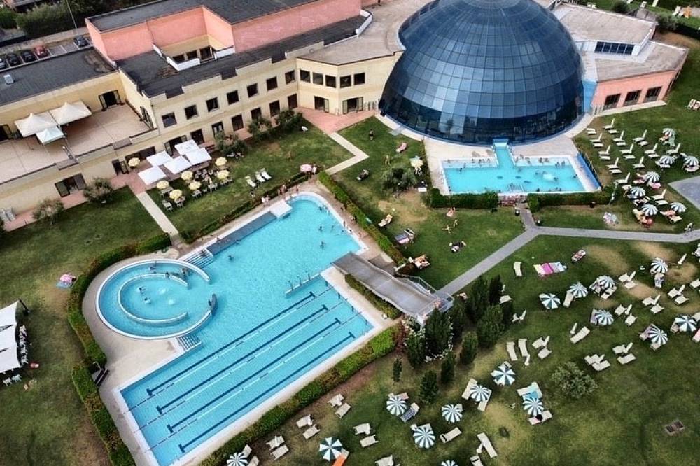 GARDACQUA ... your world of well-being in Garda (VR)